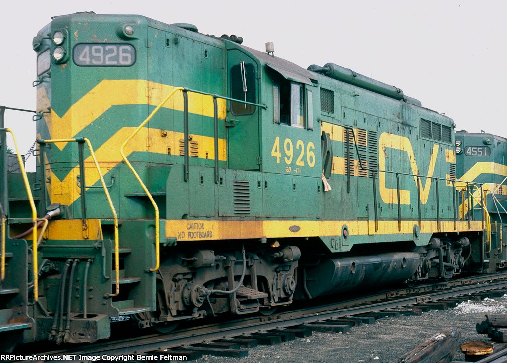 Central Vermont GP9 #4926